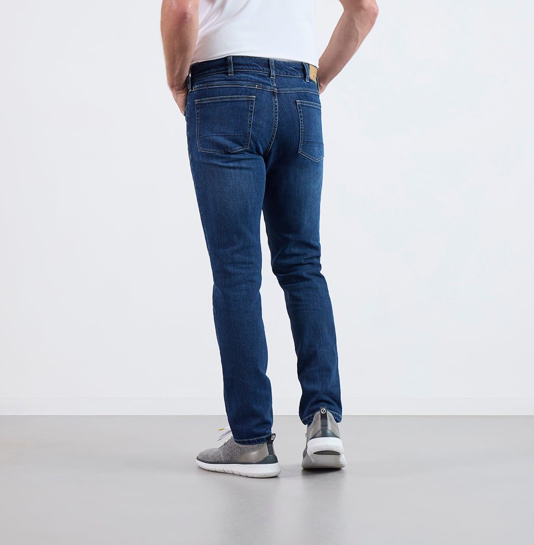 Medium Blue Wash Men’s Slim Fit Blue Jeans | Bluffworks